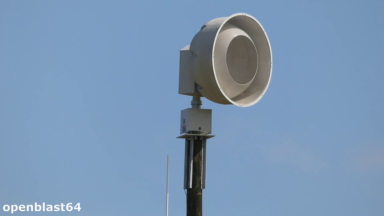 Federal Signal 508 siren test, Whitewater, WI - YouTube