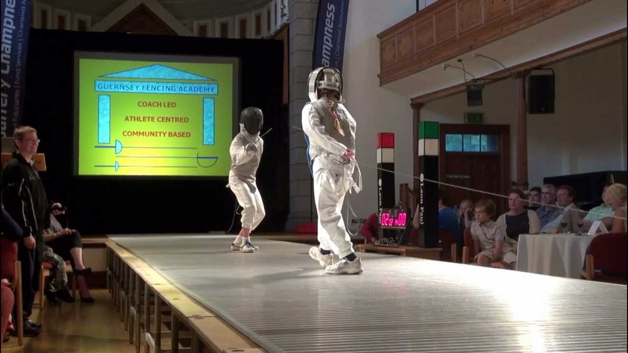 Fencing Showcase at St. James - YouTube