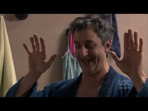 Morning pee // Petit pipi du matin // LOL ComediHa!