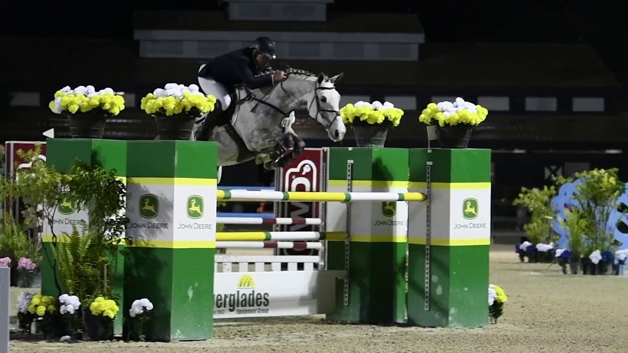 Show Jumping Under The Stars - YouTube