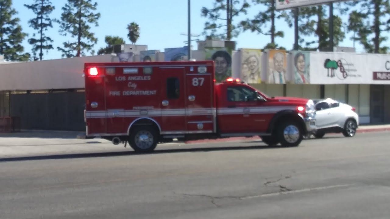LAFD Rescue 87 Responding - YouTube