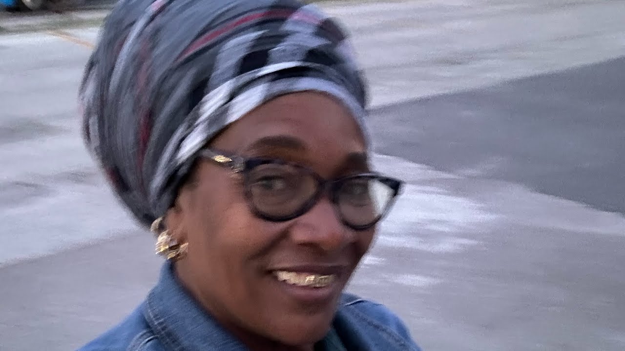 RASTA QUEEN is live! - YouTube