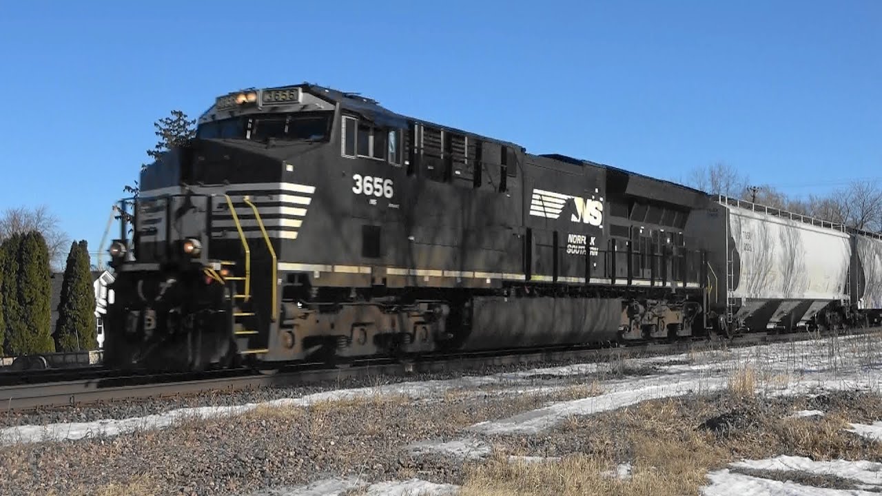 NS 3656 w/ UP Power Leads Freight, Grand Mound, IA - YouTube