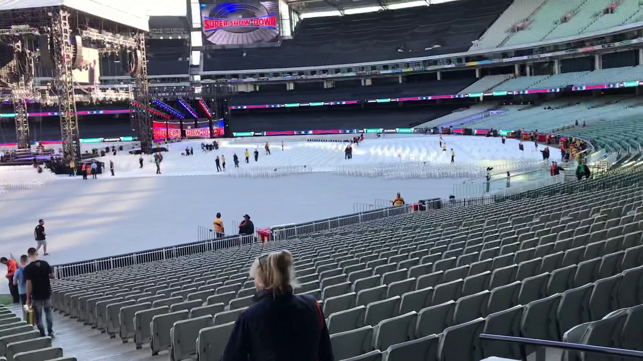 WWE Super Showdown Arena (1) - YouTube