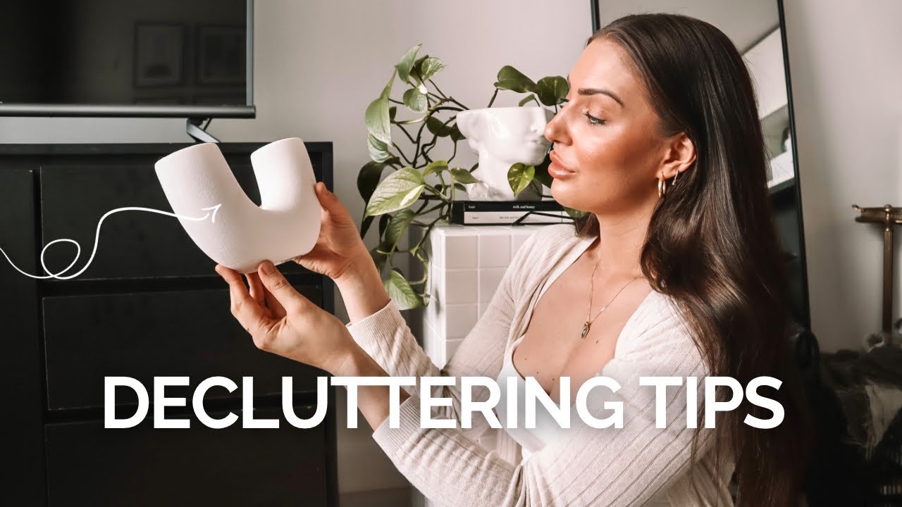 10 Life Changing DECLUTTERING Tips & Hacks ‣‣ How to Declutter Your ...