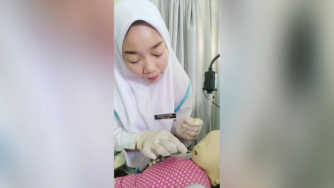 Pemasang OGT pada bayi👶 - YouTube