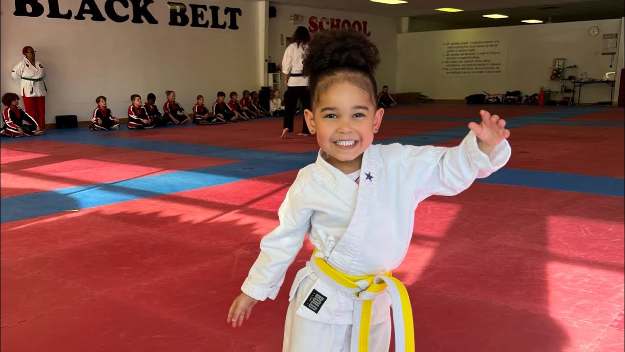 Toni First Karate Competition! She's 4 Years Old! - YouTube