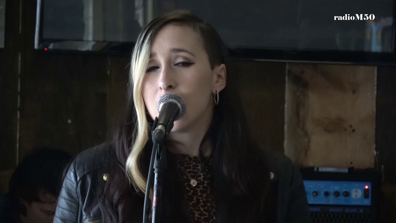 Hilda Rock & The Band - Dreaming - YouTube