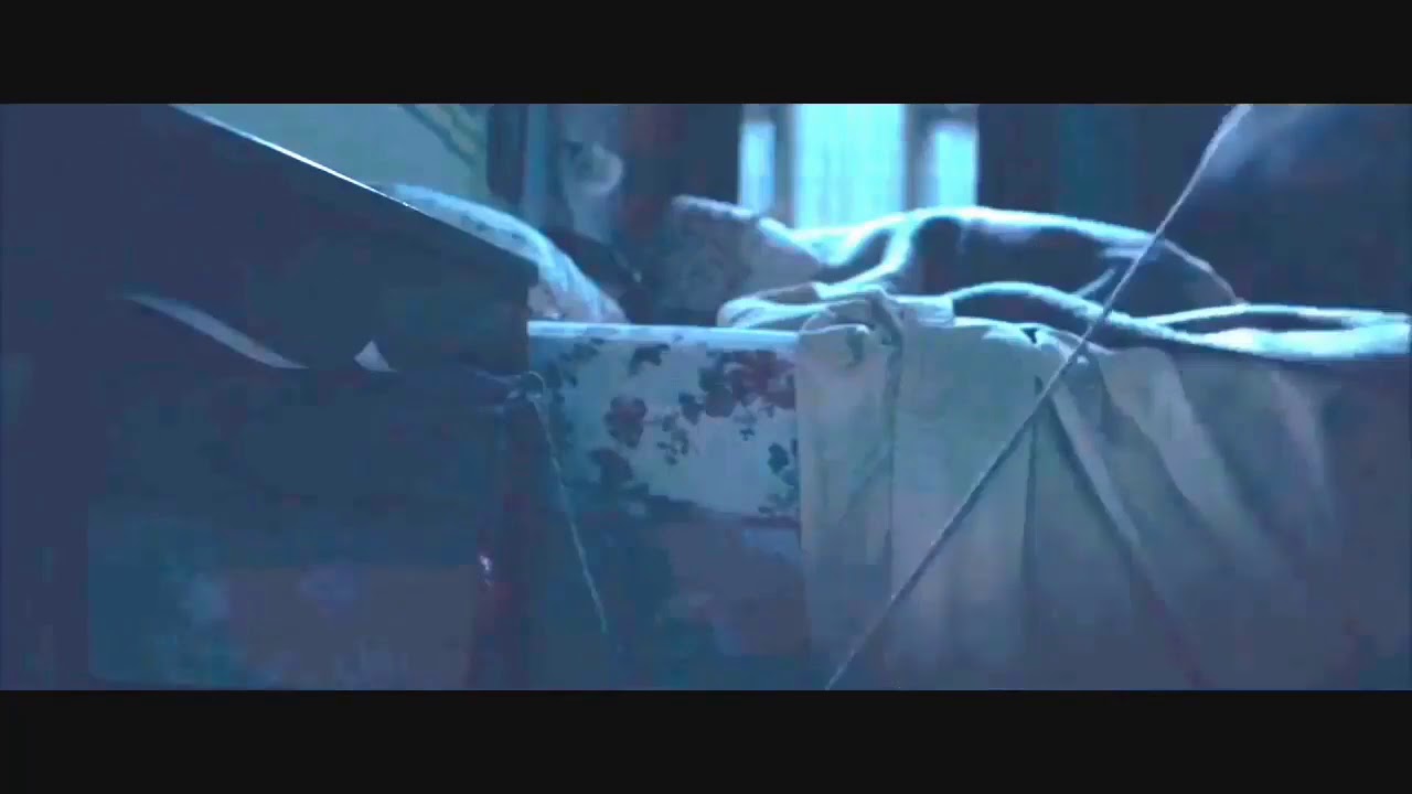 THE CONJURING 2 SCENE... - YouTube