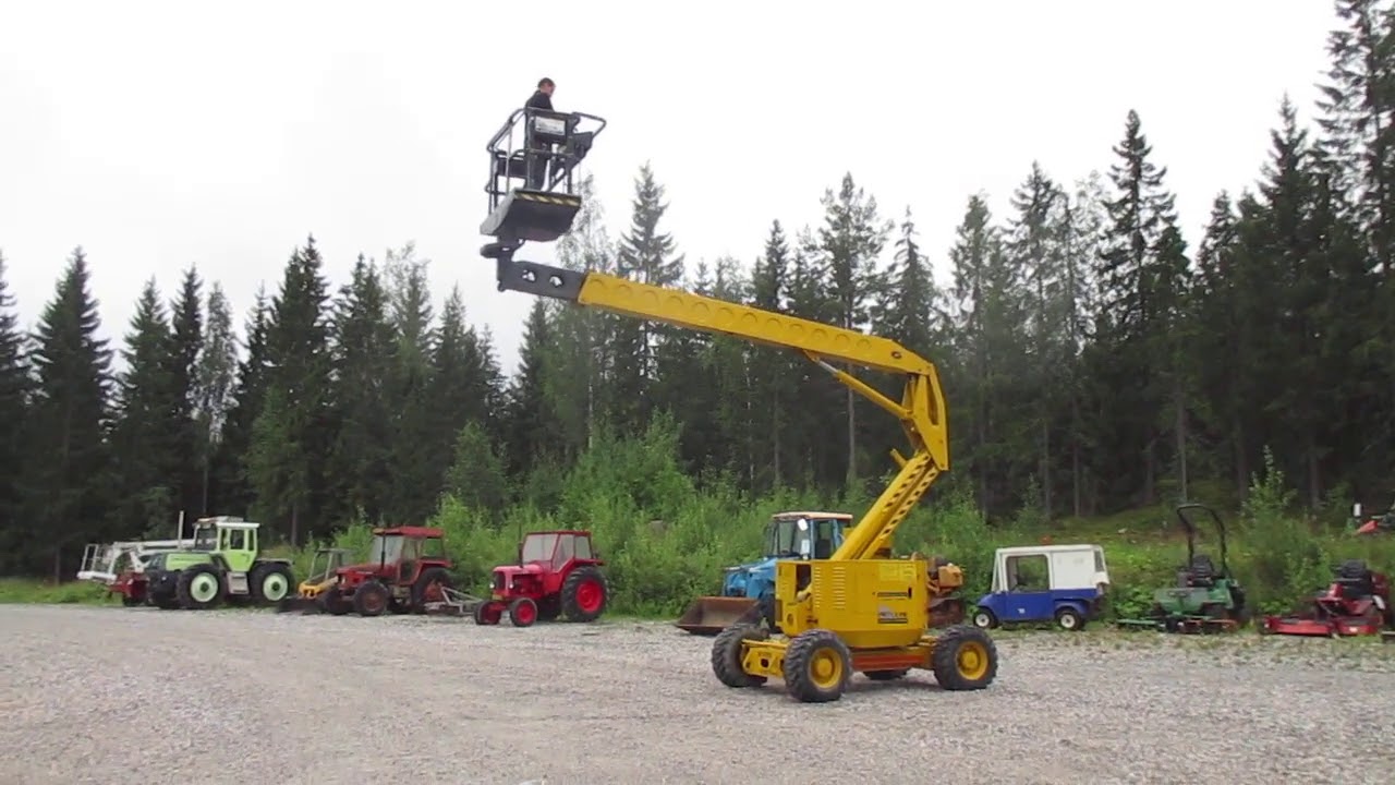Grove AMZ 50XT henkilönostin - YouTube