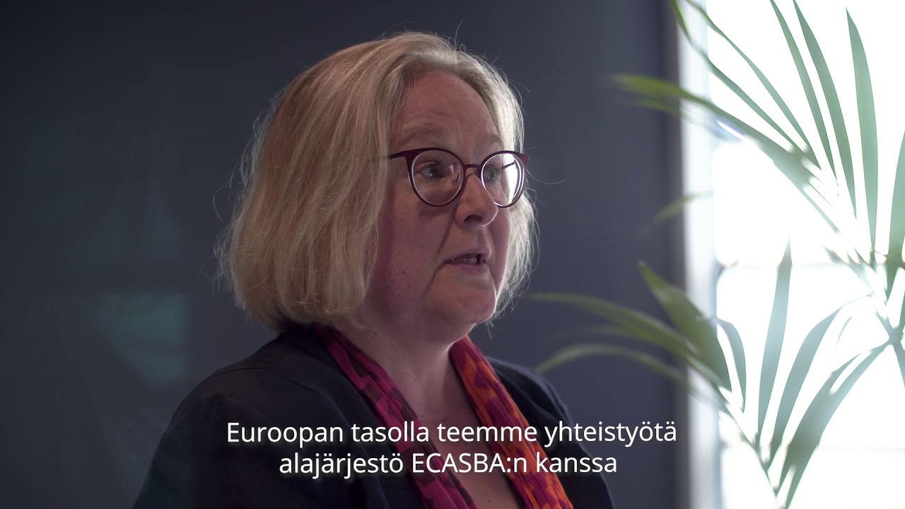 Vastuullinen merenkulku laivameklarien työssä - Sari Turkkila - YouTube