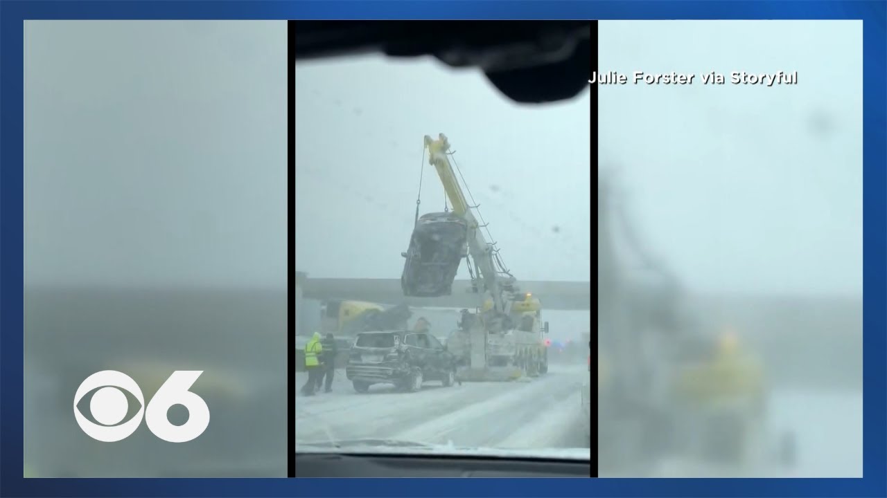 Christmas storm kills 20+ - YouTube