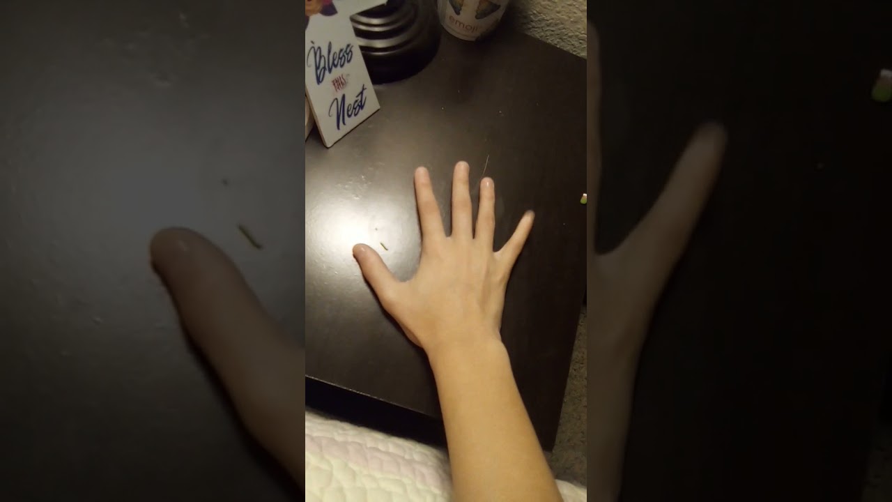 wired finger trick😅 - YouTube