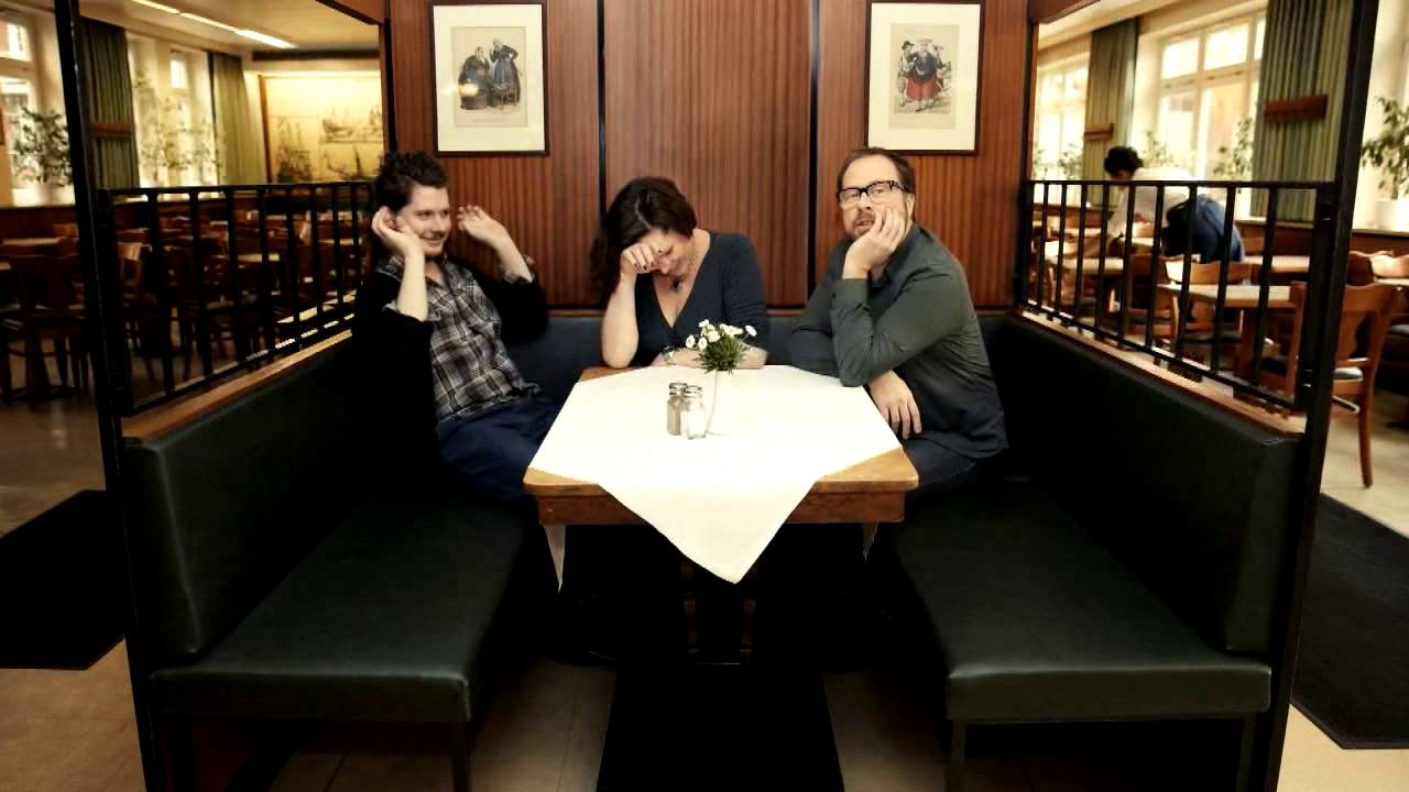 Gleis 8 - AnNa R. Kette-Fotos-Studio - YouTube