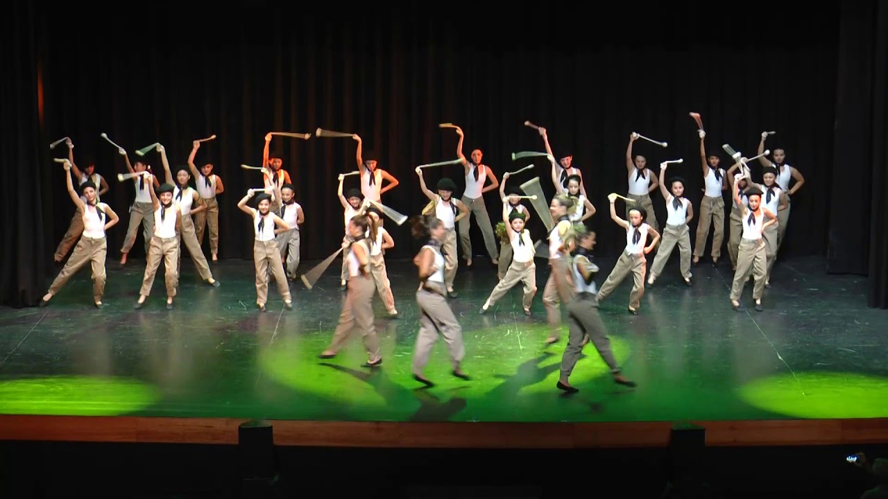 Coreo 15 Fusión Jazz Malambo - YouTube