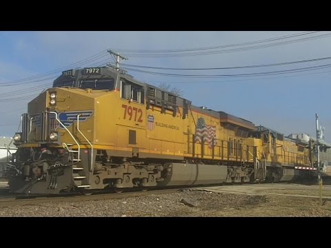 UP 7972 & UP 9129- C40-8, Rochelle, IL - YouTube