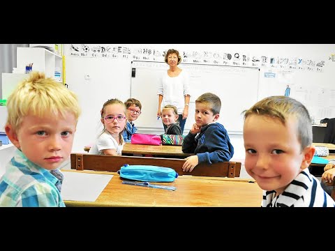 Présente-toi en français. comment se présenter ? كيف تقدم تفسك ...