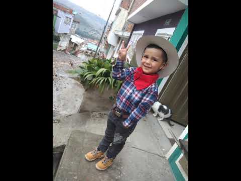 La historia de Axel López - YouTube