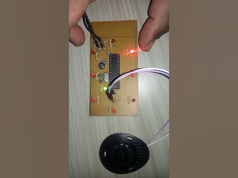 Roleta eletrónica com arduino - YouTube
