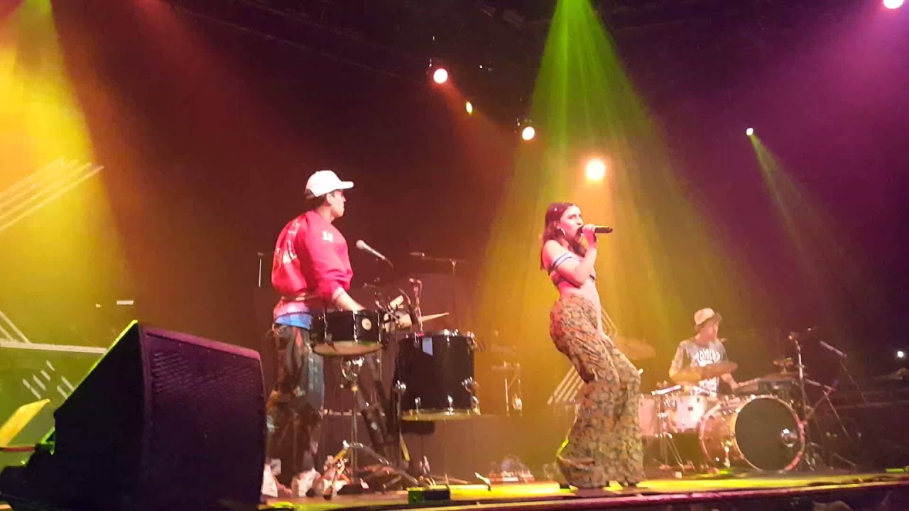 Holychild- Running Behind live in Orlando - YouTube