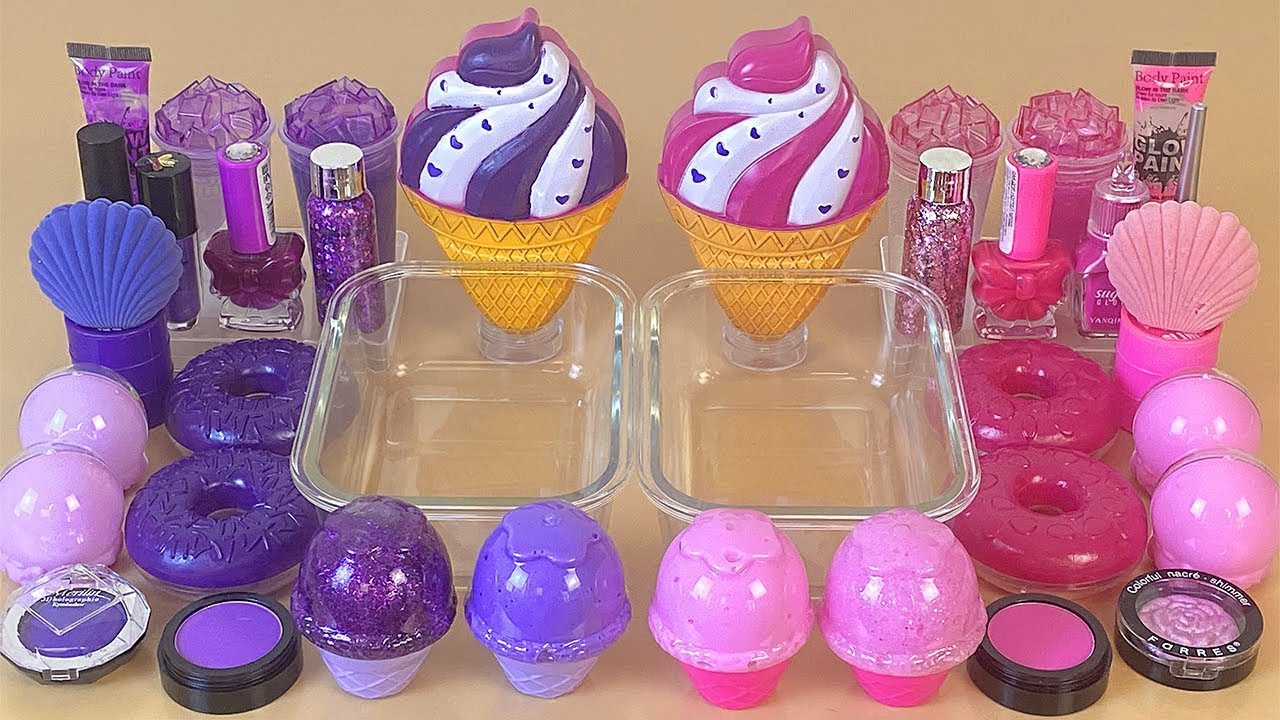 PINK vs PURPLE SLIME 💗💜 Mixing makeup and glitter into Clear Slime ...