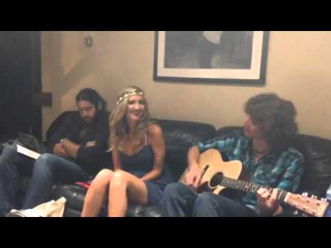 Fade Into You (Sarah Darling, Jesse Kinch, Will Roth) - YouTube