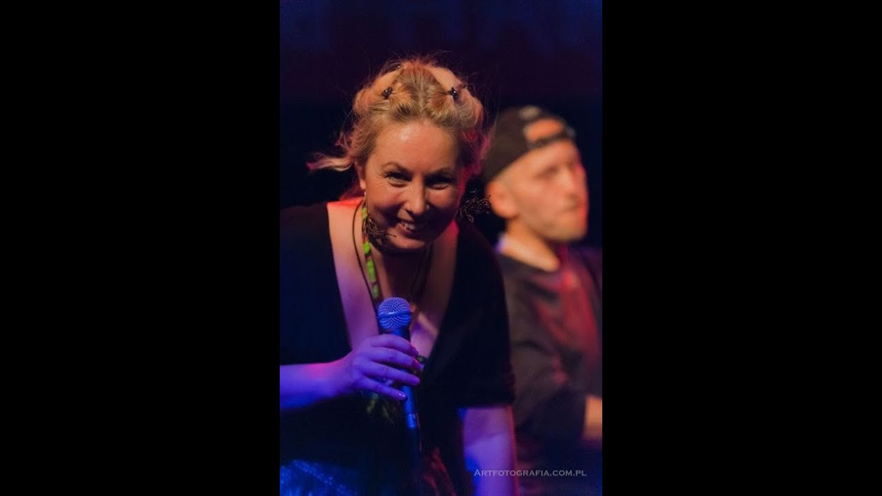 "Lets Fall In Love" Anna Marucha & Friends Live - YouTube