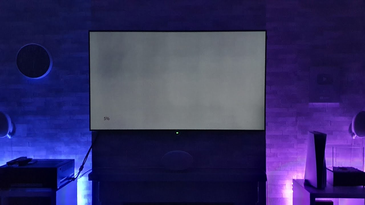 Loewe Bild 55 OLED screen uniformity test. Would YOU be happy with THIS ...