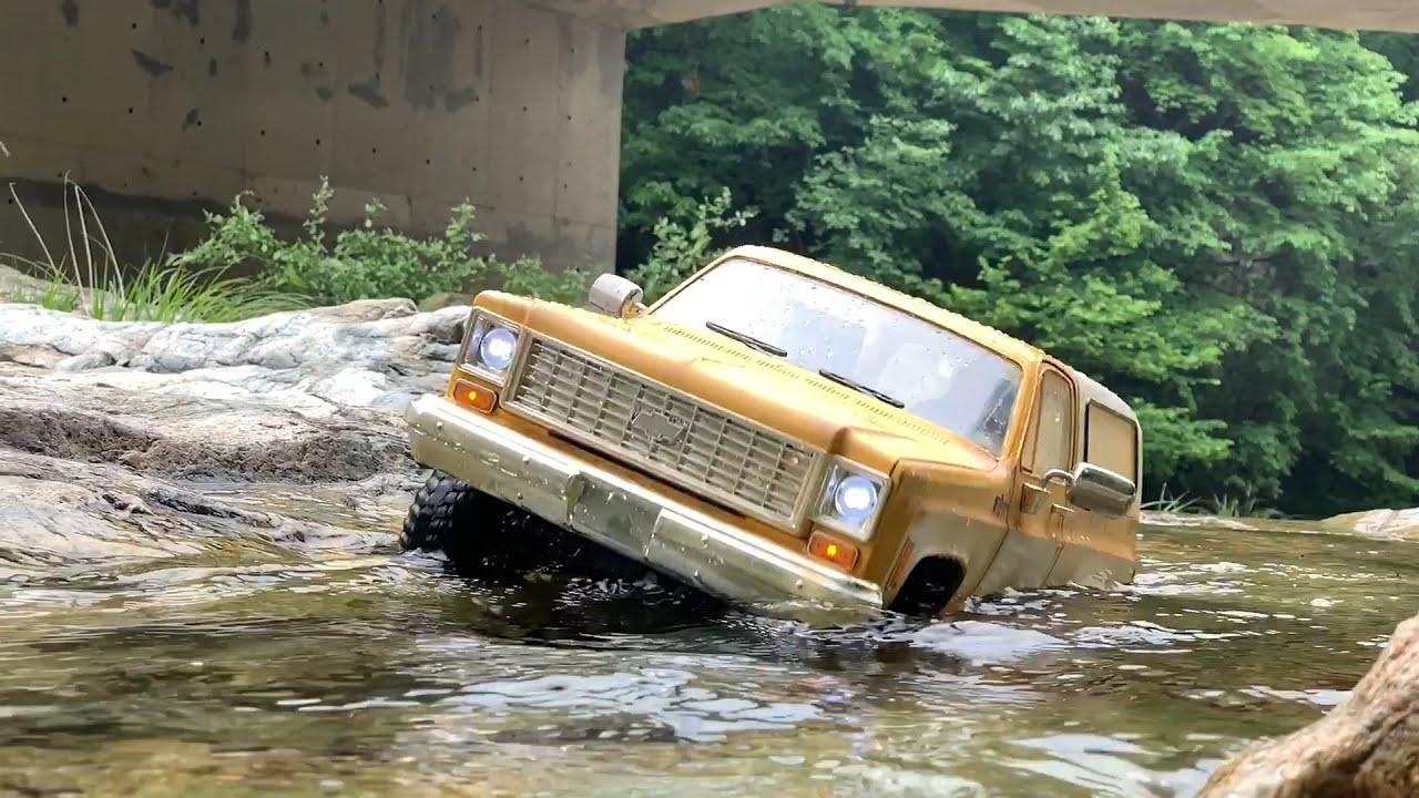 1/10 Scale RC Car : RC4WD Chevrolet K-5 Blazer Valley Adventure #2 ...