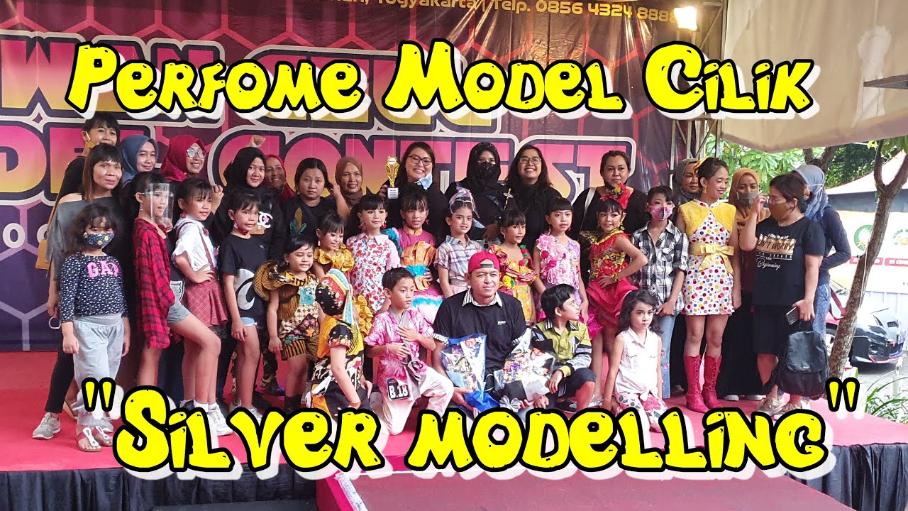 Fashion Show Model Cilik Perfome Silver Modelling - YouTube