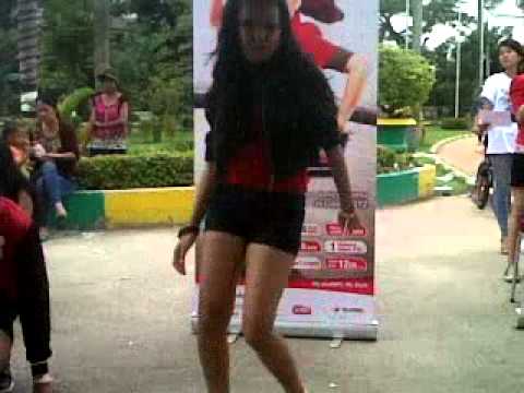 Dance Like Agnes   Cynthia Miranda   00040 20120930 1104