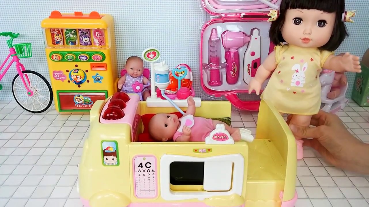 아기인형 병원놀이 같이해요~Doll ambulance Hospital toys Boneca ambulância hospital ...