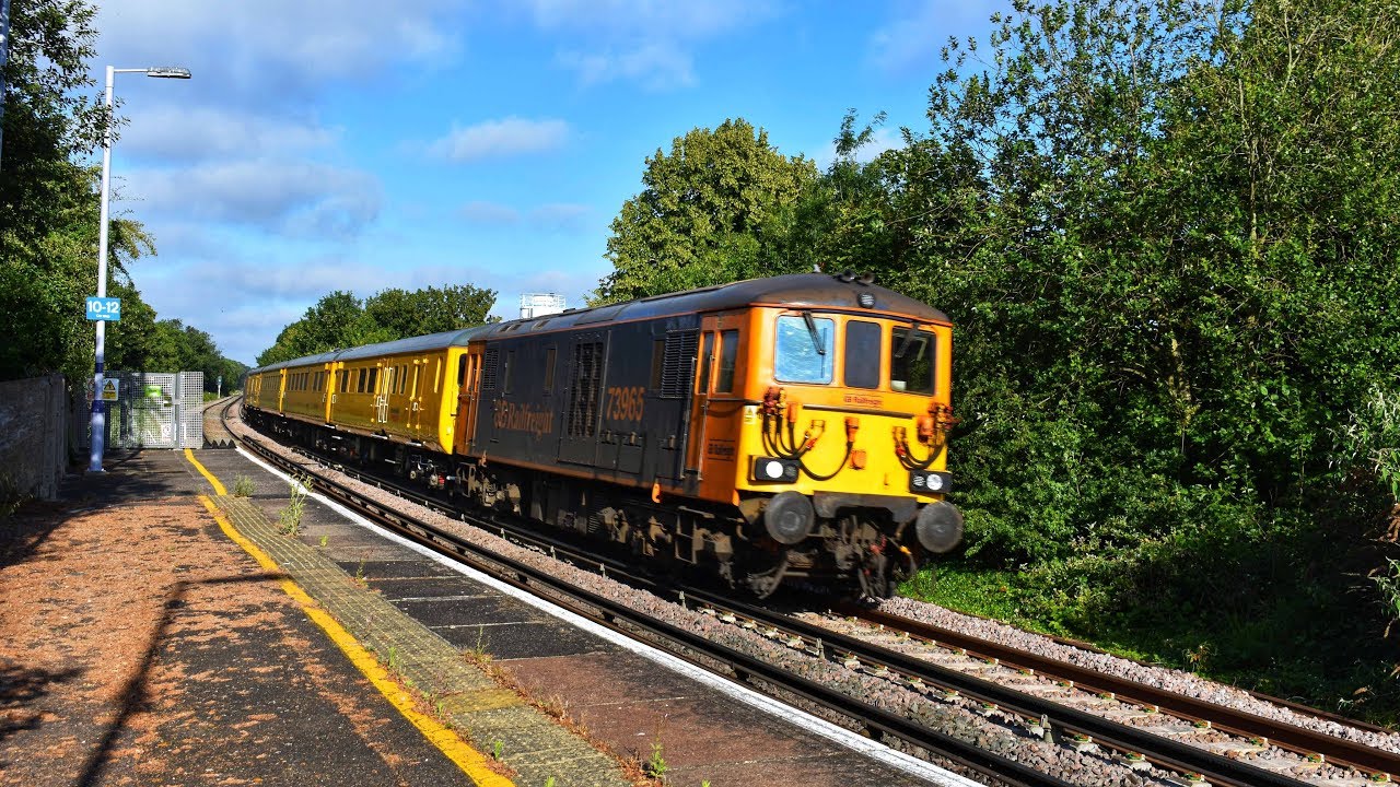 GBRf 73965+73961 work 1Q77 on Network Rail Test Train @ Herne Bay with ...