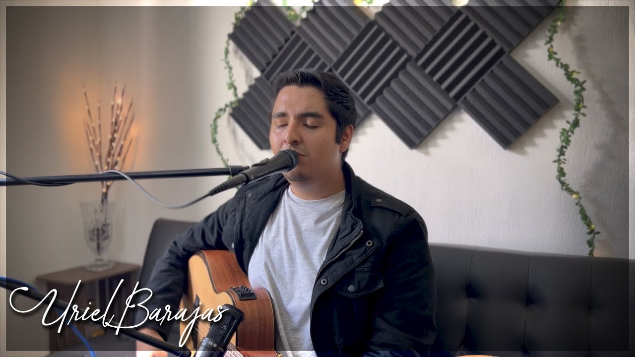 Uriel Barajas - En Pocas Palabras | Studio Sessions #1 - YouTube