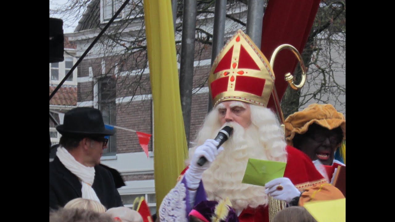 Sinterklaas intocht (Santa claus arrived) The Netherlands - YouTube