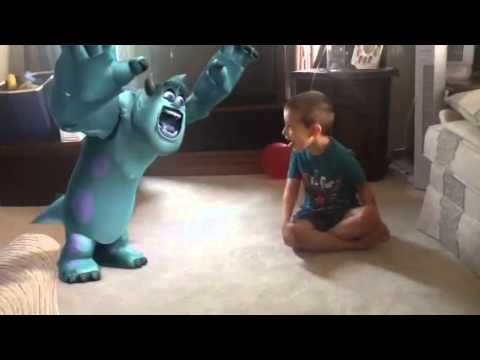 5 year old getting scared by Sully - YouTube
