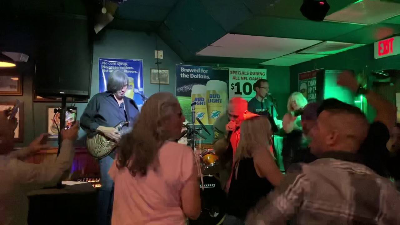 Play that Funky Music - Different Faces Band Miami - YouTube