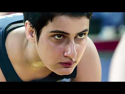 Jise Sabne Weak Samjha… Wahi Ban Gayi World Champion 😳 | Dangal Movie Explained