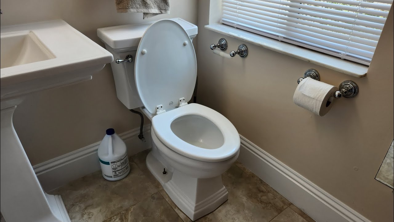 Newer Mariner Bathware Astoria toilet - YouTube