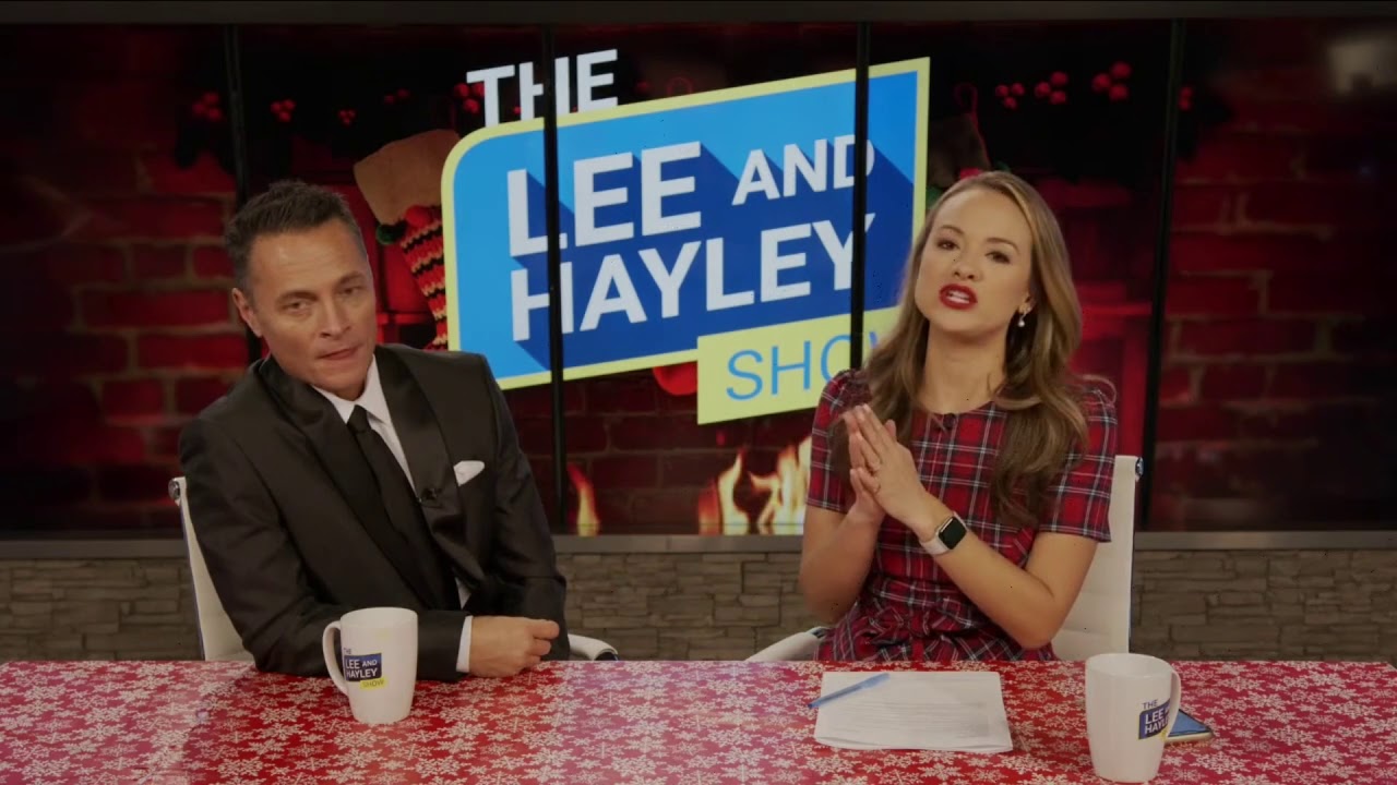 Hayley Looks Beautiful In Her New Draper James Outfit. - YouTube