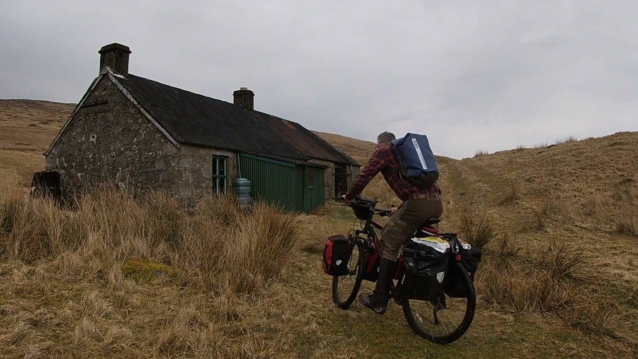 2022-11 | A glimpse of Gorton Bothy - YouTube