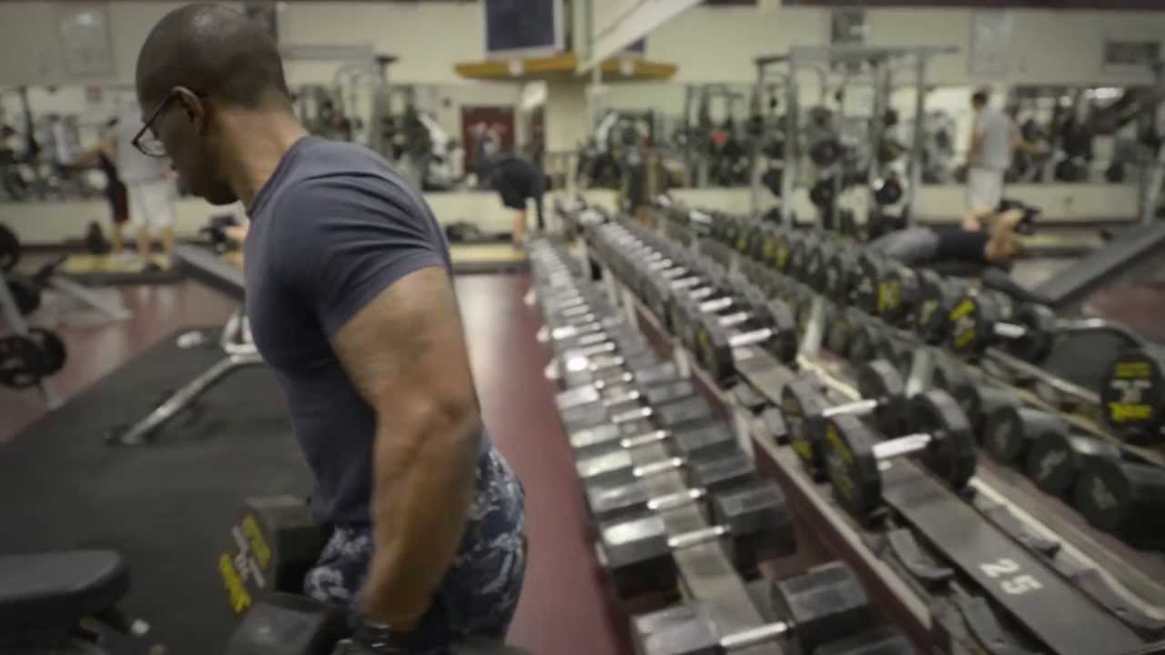 Focus on Service: AZ3(AW) Travis Francisco - YouTube
