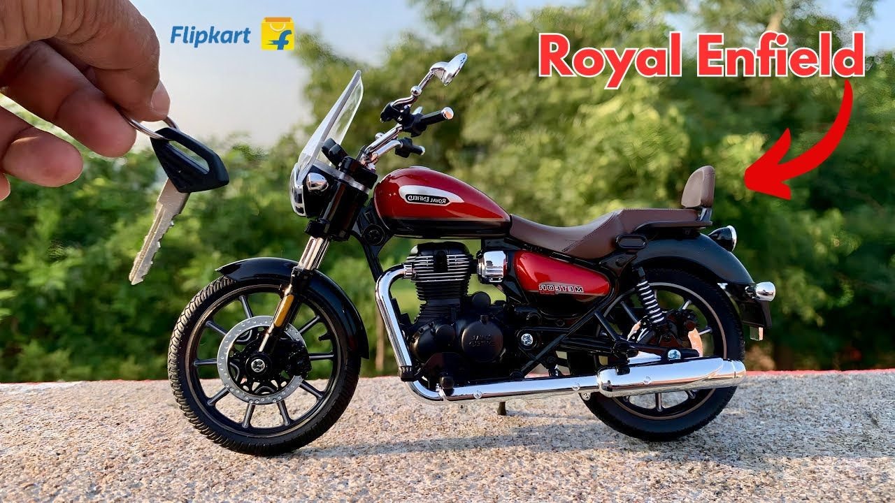 Unboxing of Royal Enfield Meteor 350 Scale 1:12 Model Supernova Red ...