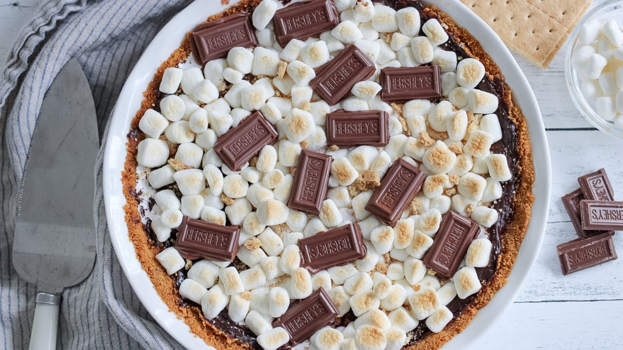 Ooey Gooey S'mores Pie Recipe - YouTube