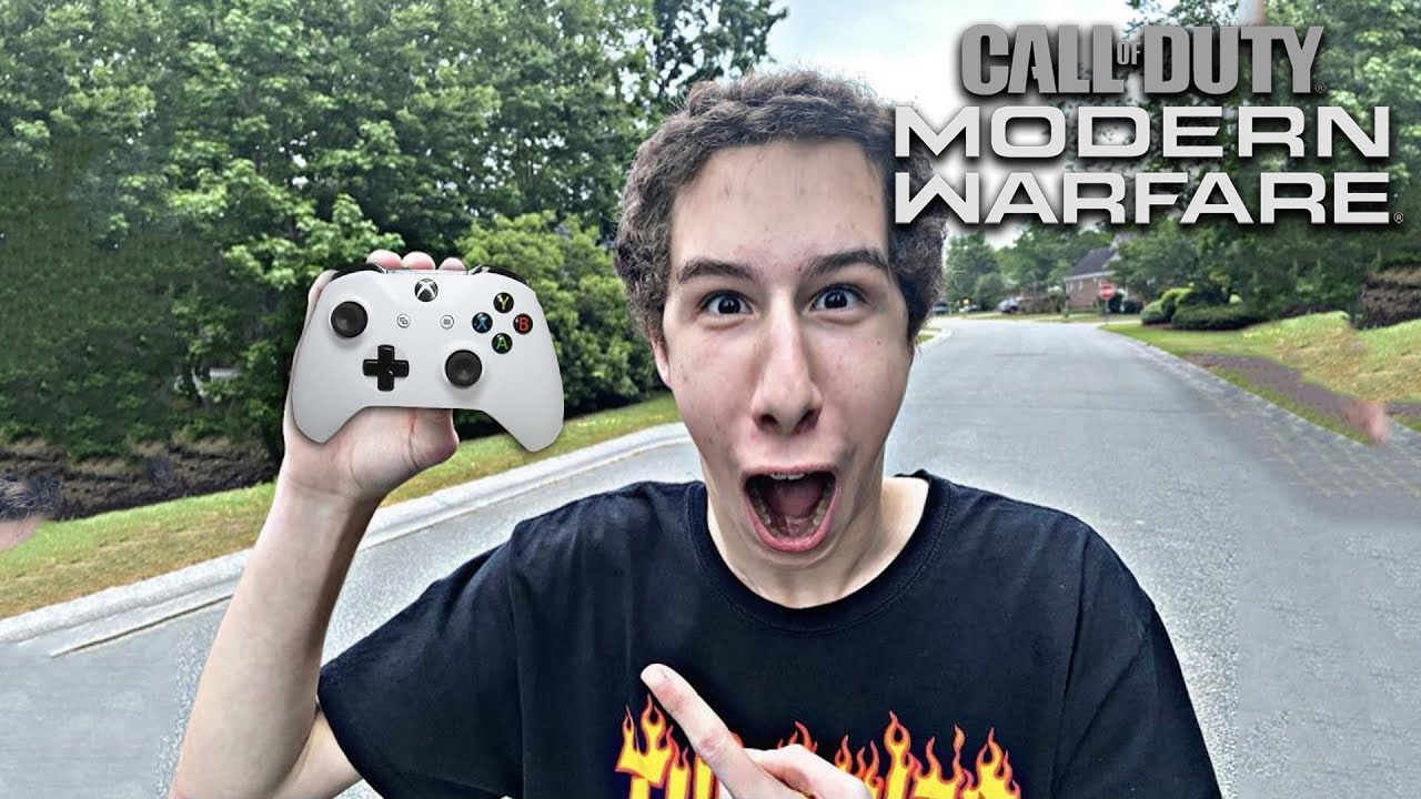 YOUNG GEEKED SKID SMASHES CONTROLLER IN FIT OF RAGE! - YouTube