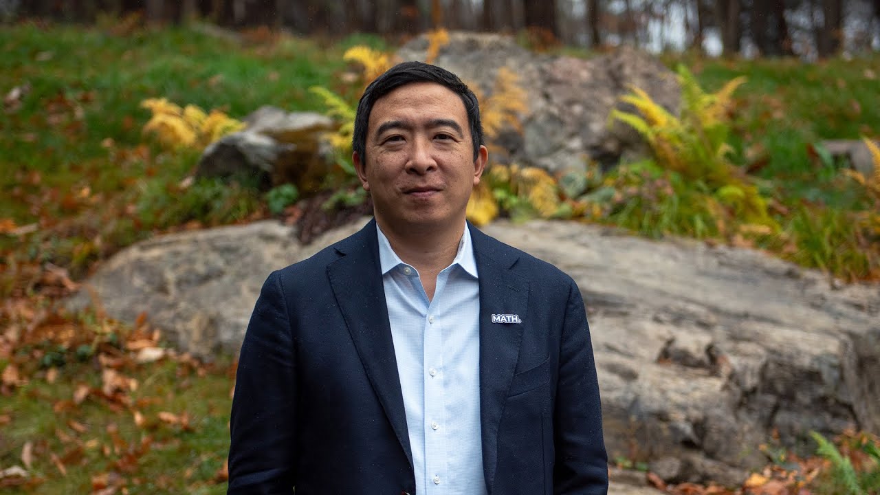 Andrew Yang: 2021 Vilcek Prize in Excellence for Public Service - YouTube