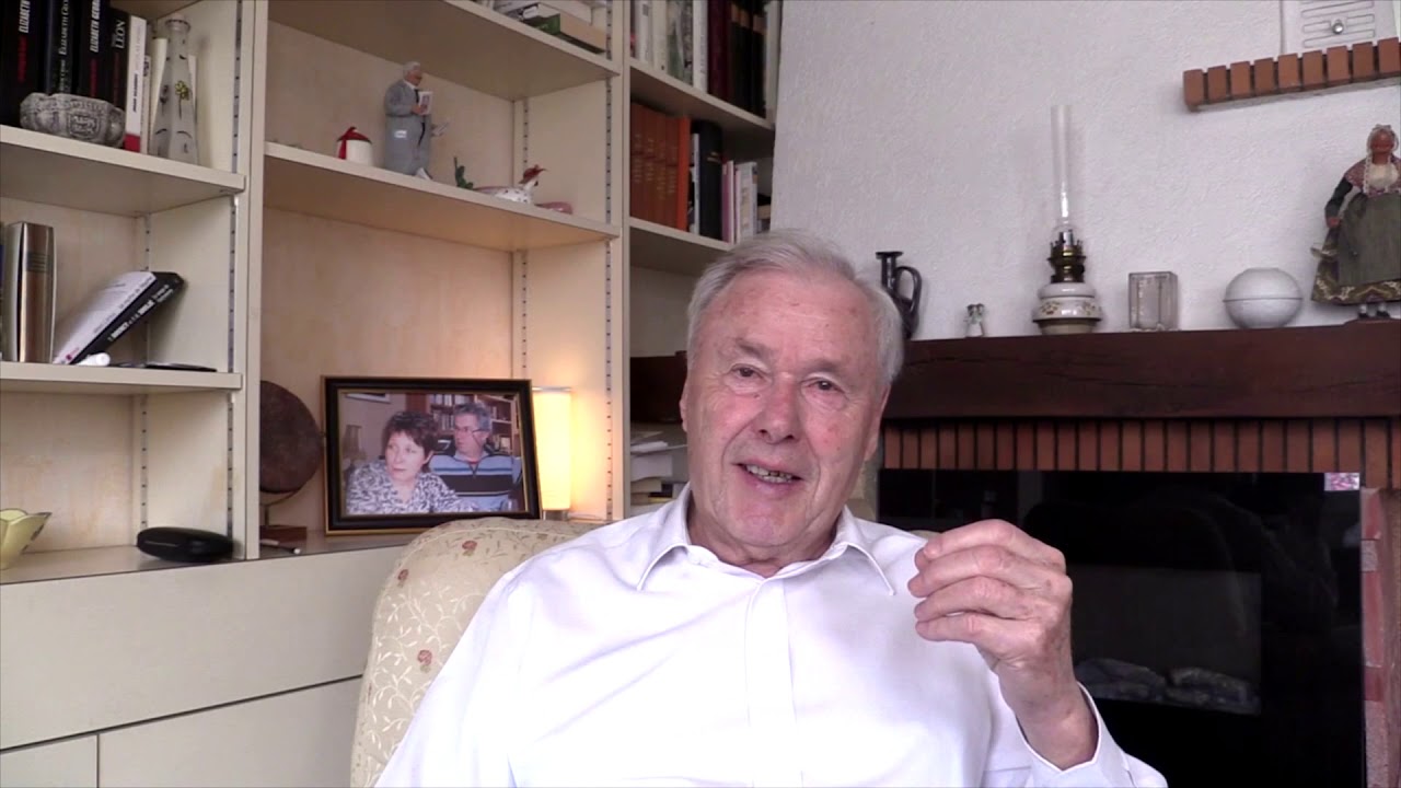 Interview de André HENRY, Ministre du Temps Libre (1981-1983) - YouTube