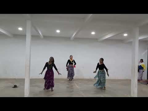 Aaja Barha Hate Patuki ||Jharana Thapa||(मलाई छमछम नाच्न)💃||Cover by Binita,Bipana,Mousam Karki ...