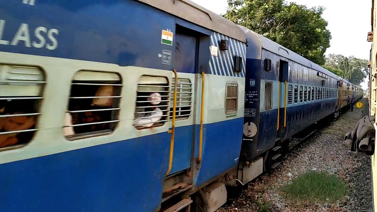 Onboard HOWRAH TO GOA Madgaon AMARAVATI EXPRESS FULL JOURNEY 18047 ...