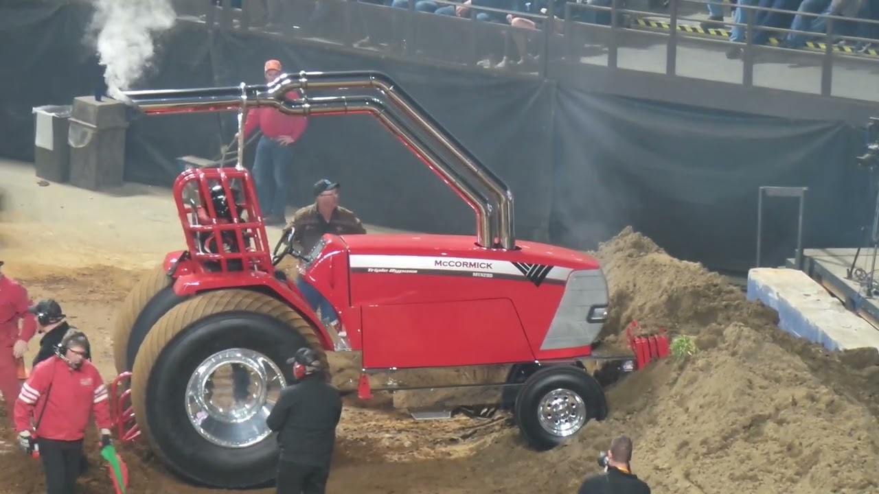 TRIPLE BYPASS Hits the SAND NFMS Championship tractor pull Louisville ...